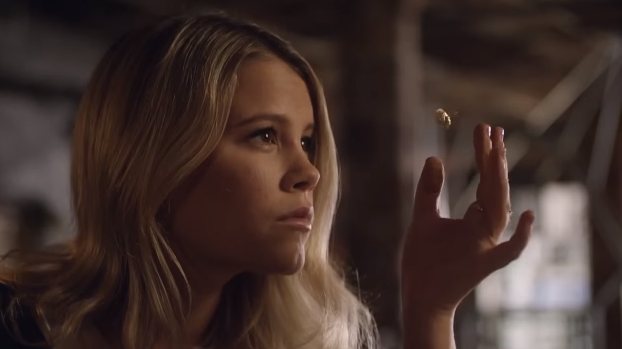 "The Magicians": Ursprünglicher Trailer zeigt "13 Reasons Why"-Star als ...