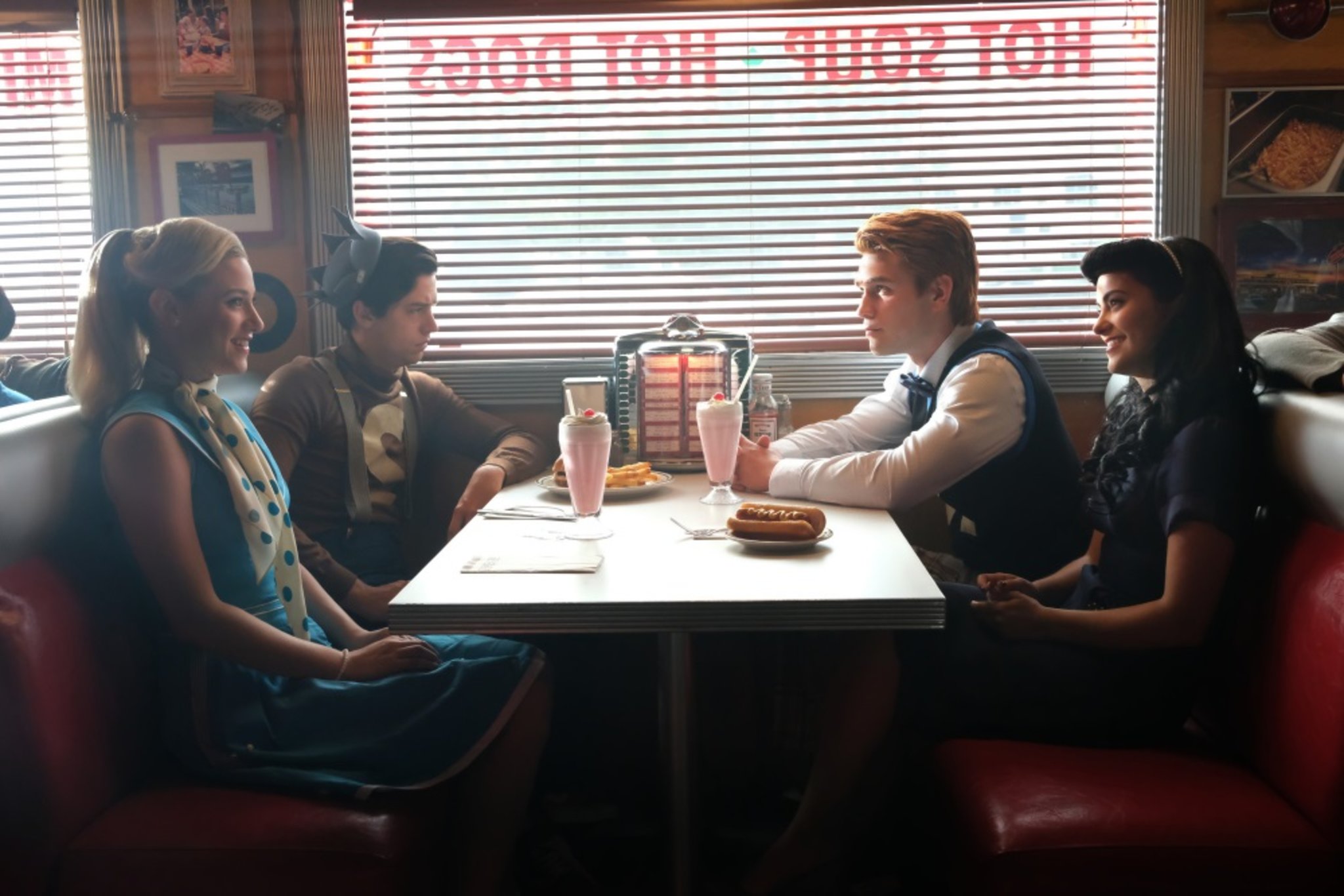 "Riverdale": Wie geht es nach Luke Perrys Tod mit Fred Andrews weiter?