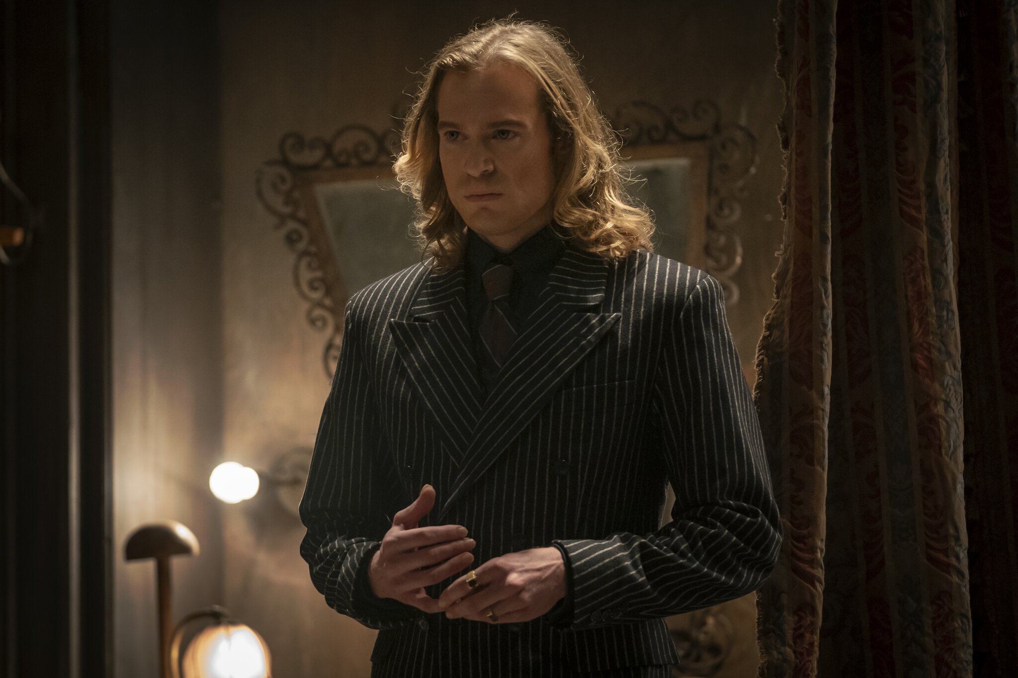 „Interview with the Vampire“ Staffel 3: Showrunner träumt von ...